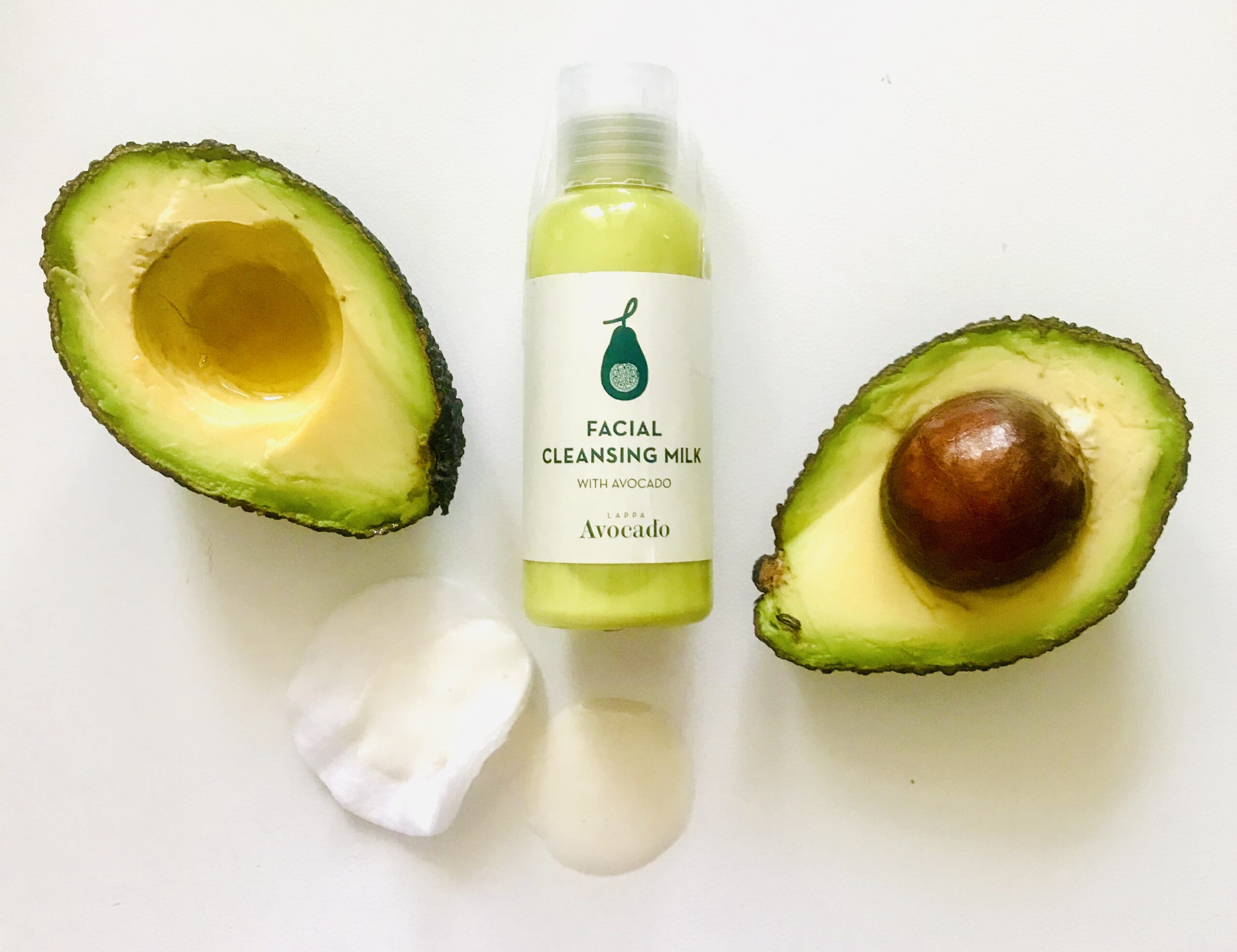 Abschminkmilch mit reinem Avocadoöl,Vitamin E und Provitamin B5 für ...
